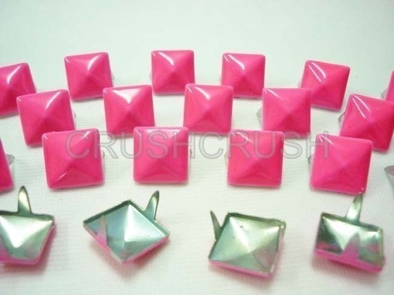 50pcs 1/2inches Pink Color Pyramid Studs Punk Rock Biker Spikes Spots ...